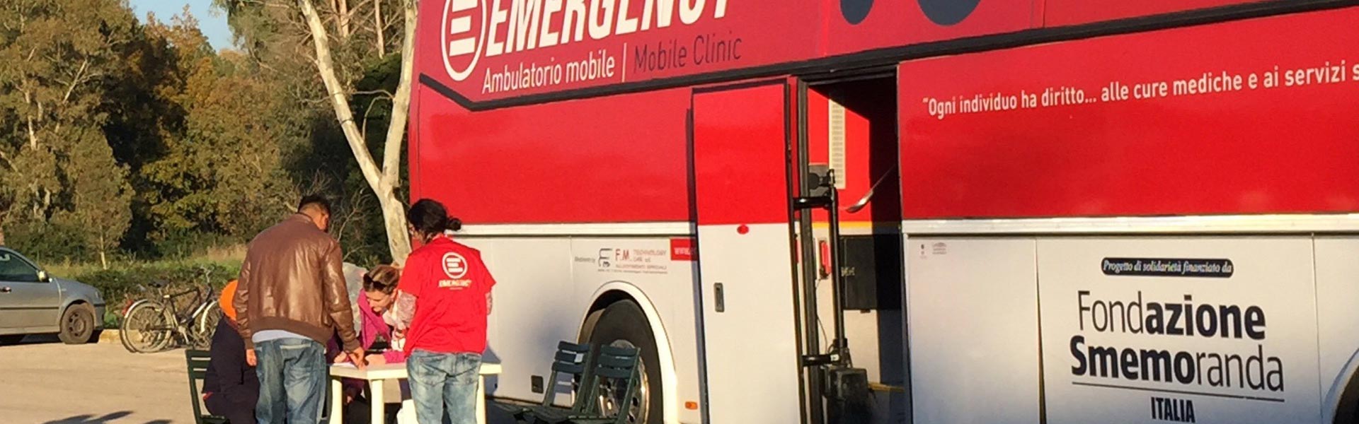 L'ambulatorio mobile a Latina | EMERGENCY